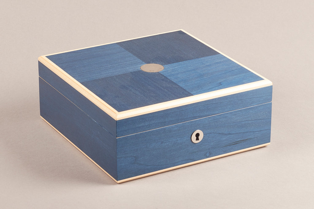 Henley Box – Augustus Brandt